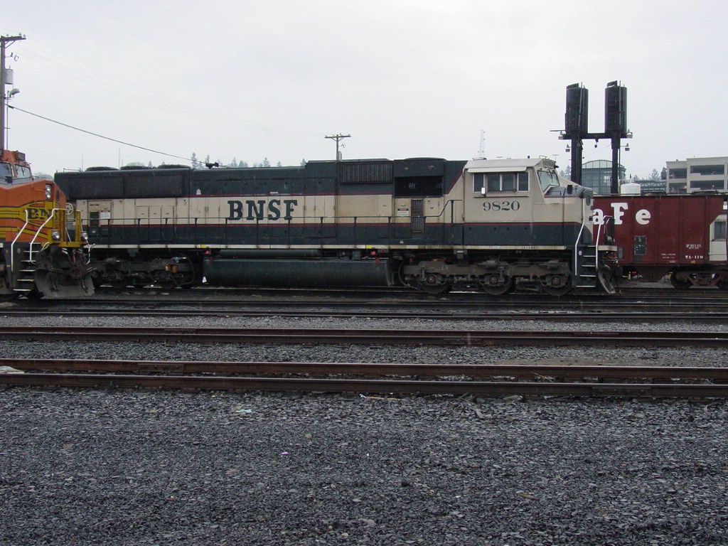 BNSF 9820